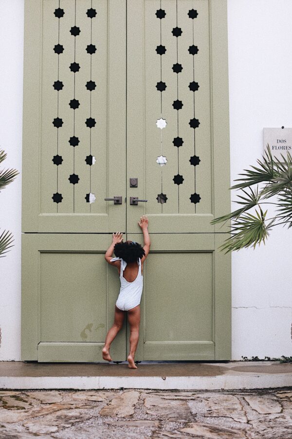 Spring Break in 30A with Kids | Gold and Graphite by Jill Atogwe